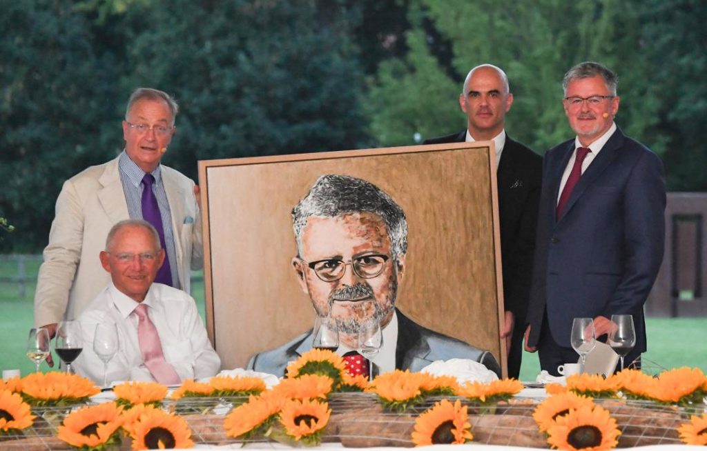 Sir Christopher Munro Clark mit dem «Europapreis für politische Kultur ...